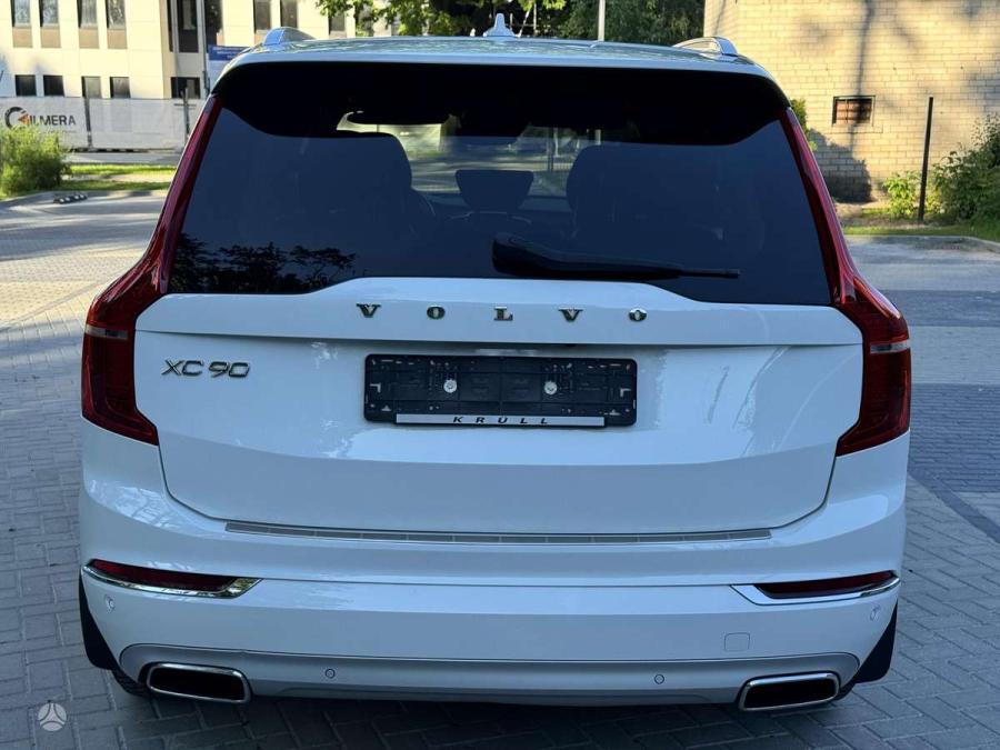 Balts Volvo XC90 2015 Prienai, ar dzinēja tilpumu 1.97 L un nobraukumu 260 tūkst. km par 18600 €, foto 7 vietnē AUTOMOTO.COM.LV