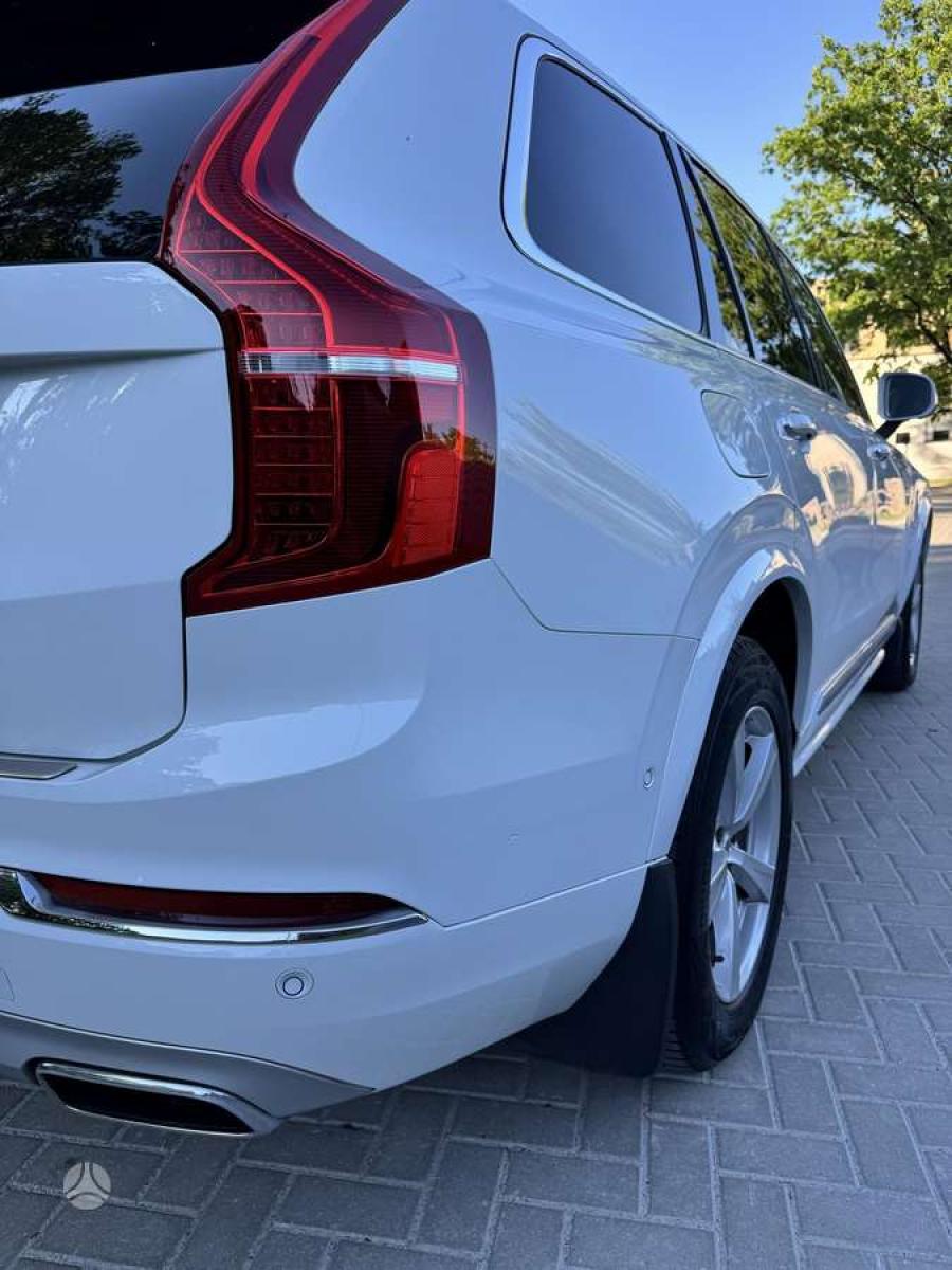 Balts Volvo XC90 2015 Prienai, ar dzinēja tilpumu 1.97 L un nobraukumu 260 tūkst. km par 18600 €, foto 10 vietnē AUTOMOTO.COM.LV