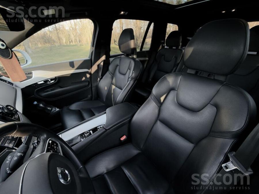 White Volvo XC90 2015 in Liepaja, with an engine capacity of 2.00 L and mileage of 253 thousand km for 18900 €, photo 8 on AUTOMOTO.COM.LV