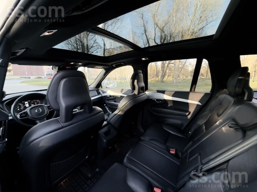 White Volvo XC90 2015 in Liepaja, with an engine capacity of 2.00 L and mileage of 253 thousand km for 18900 €, photo 9 on AUTOMOTO.COM.LV