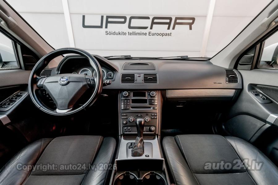 Balts Volvo XC90 2015 Pērnava, ar dzinēja tilpumu 2.40 L un nobraukumu 227 tūkst. km par 14300 €, foto 16 vietnē AUTOMOTO.COM.LV