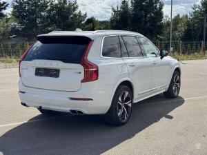 White Volvo XC90 2015 in Vilnius, with an engine capacity of 1.97 L and mileage of 256 thousand km for 15500 €, photo 6 on AUTOMOTO.COM.LV