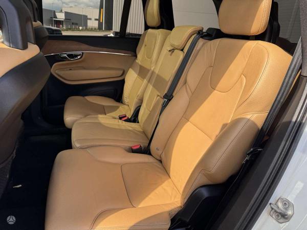 Balts Volvo XC90 2015 Viļņa, ar dzinēja tilpumu 1.97 L un nobraukumu 256 tūkst. km par 15500 €, foto 10 vietnē AUTOMOTO.COM.LV