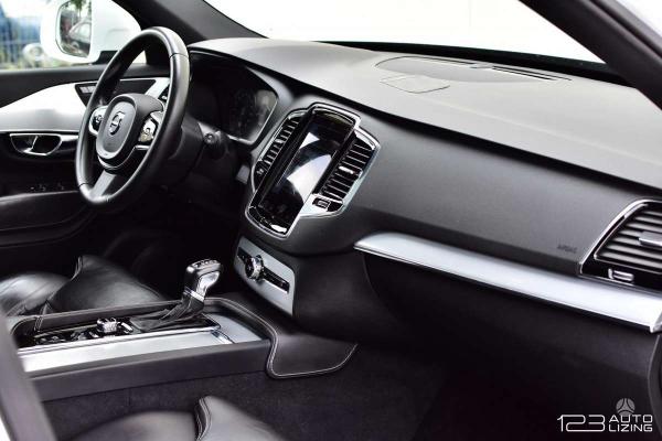 Volvo XC90 2015 in Kretinga on AUTOMOTO.COM.LV White Volvo XC90 2015 in Kretinga, with an engine capacity of 2.00 L and mileage of 234 thousand km for 19300 €, photo 3 on AUTOMOTO.COM.LV