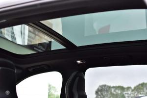 White Volvo XC90 2015 in Kretinga, with an engine capacity of 2.00 L and mileage of 234 thousand km for 19300 €, photo 18 on AUTOMOTO.COM.LV