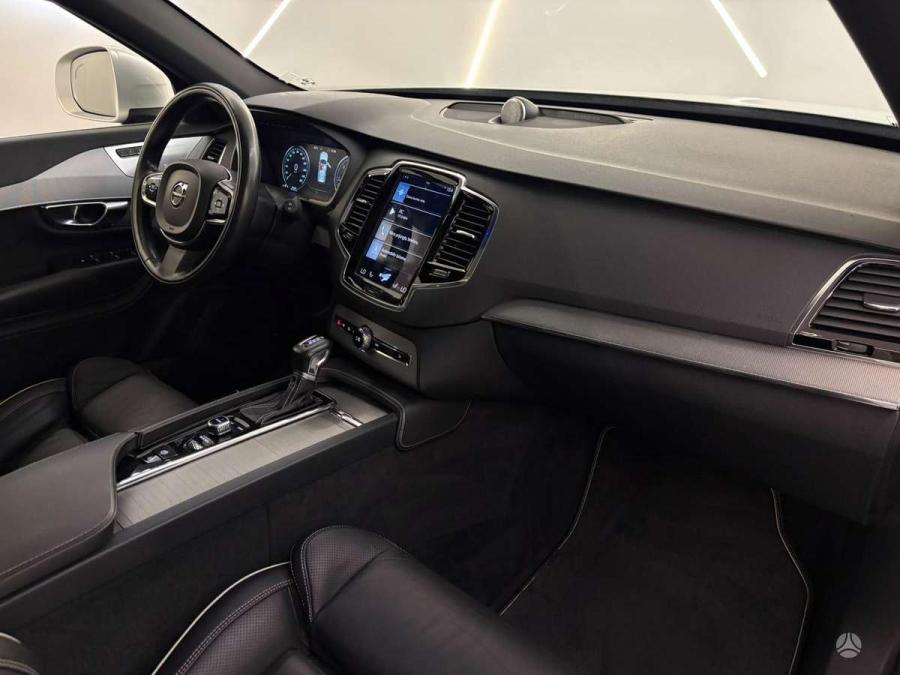 Balts Volvo XC90 2015 Marijampole, ar dzinēja tilpumu 1.97 L un nobraukumu 326 tūkst. km par 18950 €, foto 16 vietnē AUTOMOTO.COM.LV