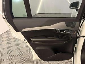 Balts Volvo XC90 2015 Marijampole, ar dzinēja tilpumu 1.97 L un nobraukumu 326 tūkst. km par 18950 €, foto 26 vietnē AUTOMOTO.COM.LV