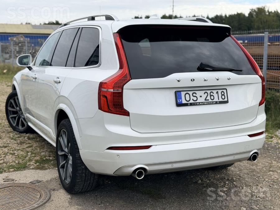 White Volvo XC90 2015 in Riga, with an engine capacity of 2.00 L and mileage of 253 thousand km for 18995 €, photo 3 on AUTOMOTO.COM.LV