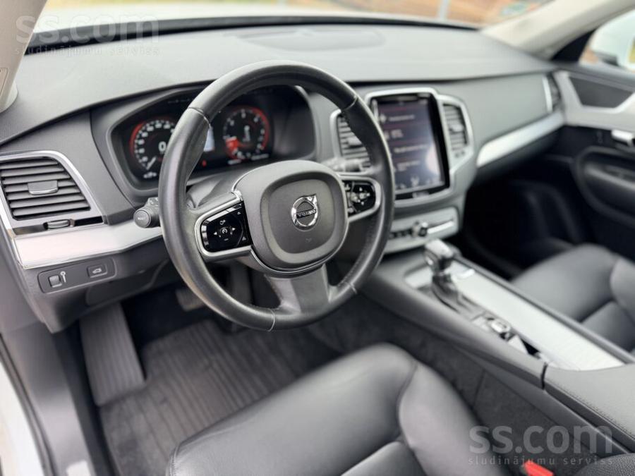 White Volvo XC90 2015 in Riga, with an engine capacity of 2.00 L and mileage of 253 thousand km for 18995 €, photo 14 on AUTOMOTO.COM.LV