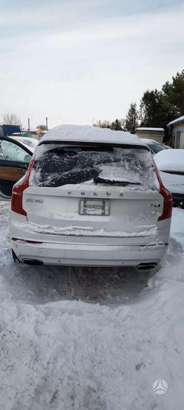 Balts Volvo XC90 2016 Klaipėda, ar dzinēja tilpumu 1.97 L un nobraukumu 159 tūkst. km par 12000 €, foto 8 vietnē AUTOMOTO.COM.LV