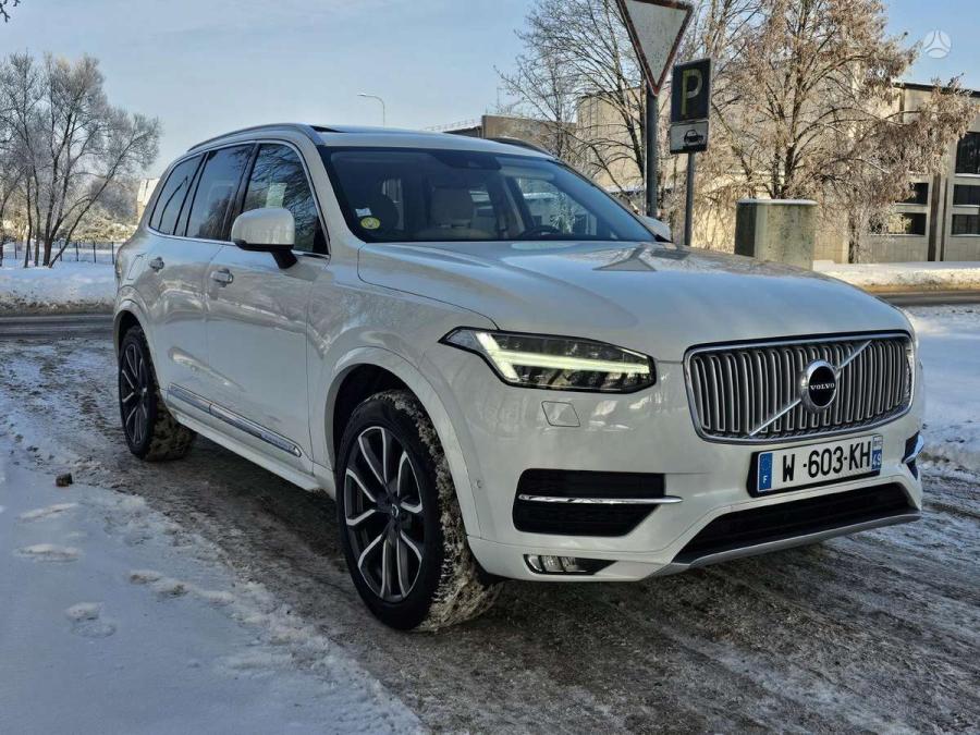 White Volvo XC90 2016 in Taurage, with an engine capacity of 1.97 L and mileage of 200 thousand km for 19300 €, photo 3 on AUTOMOTO.COM.LV