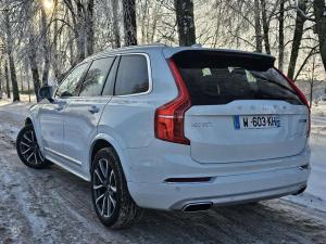 White Volvo XC90 2016 in Taurage, with an engine capacity of 1.97 L and mileage of 200 thousand km for 19300 €, photo 7 on AUTOMOTO.COM.LV