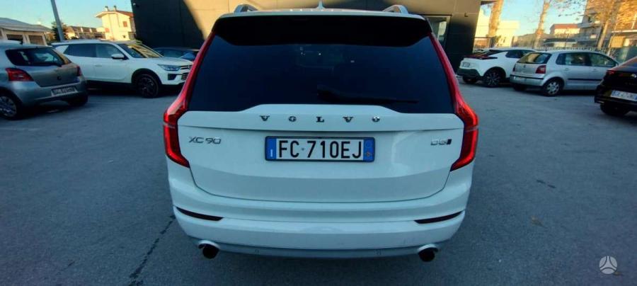 White Volvo XC90 2016 in Kaunas, with an engine capacity of 1.97 L and mileage of 219 thousand km for 19000 €, photo 11 on AUTOMOTO.COM.LV