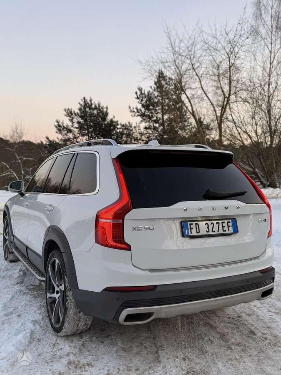 Balts Volvo XC90 2016 Utena, ar dzinēja tilpumu 1.97 L un nobraukumu 314 tūkst. km par 22750 €, foto 9 vietnē AUTOMOTO.COM.LV