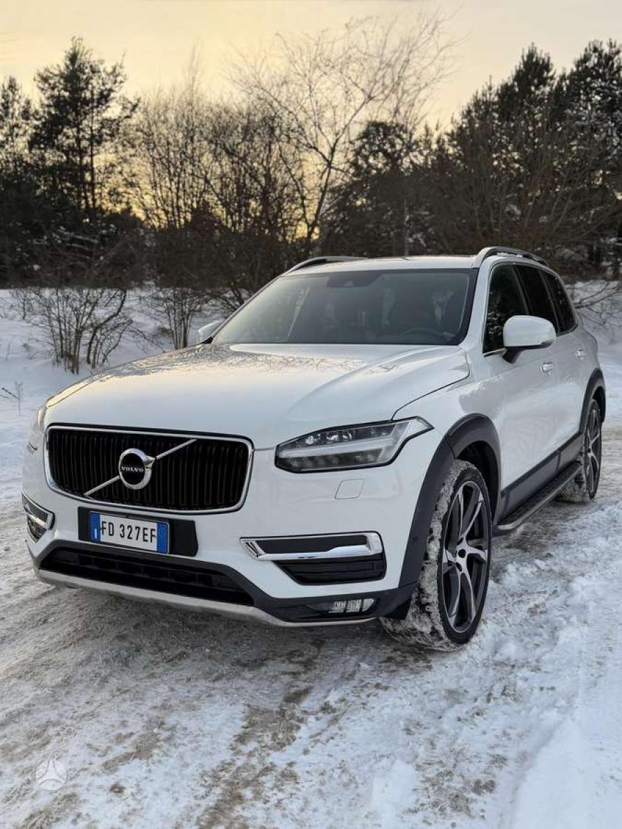 Balts Volvo XC90 2016 Utena, ar dzinēja tilpumu 1.97 L un nobraukumu 314 tūkst. km par 22750 €, foto 21 vietnē AUTOMOTO.COM.LV