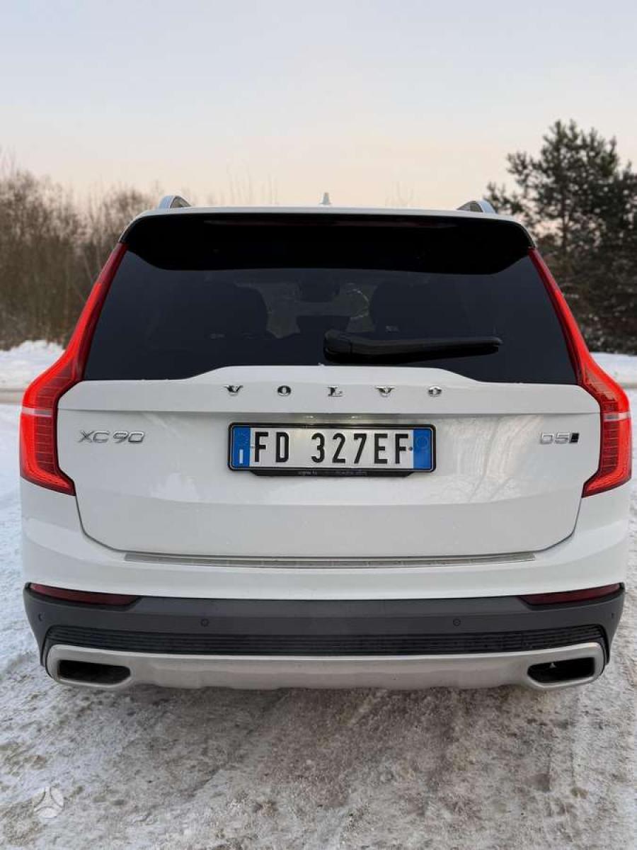Balts Volvo XC90 2016 Utena, ar dzinēja tilpumu 1.97 L un nobraukumu 314 tūkst. km par 22750 €, foto 23 vietnē AUTOMOTO.COM.LV