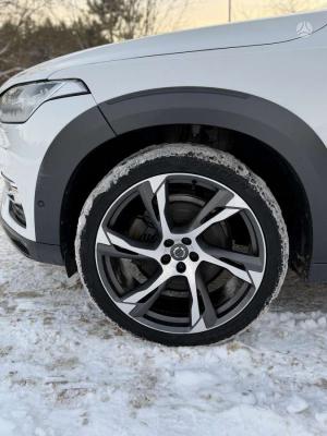 Balts Volvo XC90 2016 Utena, ar dzinēja tilpumu 1.97 L un nobraukumu 314 tūkst. km par 22750 €, foto 27 vietnē AUTOMOTO.COM.LV