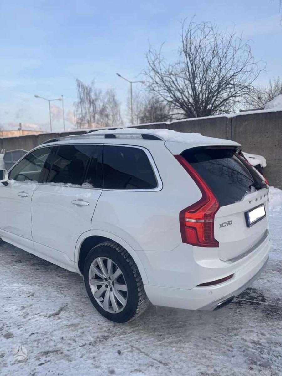 Balts Volvo XC90 2016 Kauņa, ar dzinēja tilpumu 1.97 L un nobraukumu 202 tūkst. km par 20000 €, foto 3 vietnē AUTOMOTO.COM.LV