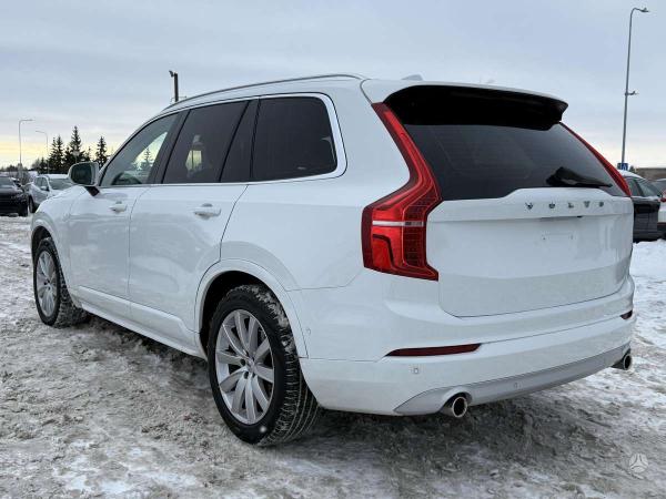 White Volvo XC90 2016 in Utena, with an engine capacity of 1.97 L and mileage of 296 thousand km for 14900 €, photo 6 on AUTOMOTO.COM.LV