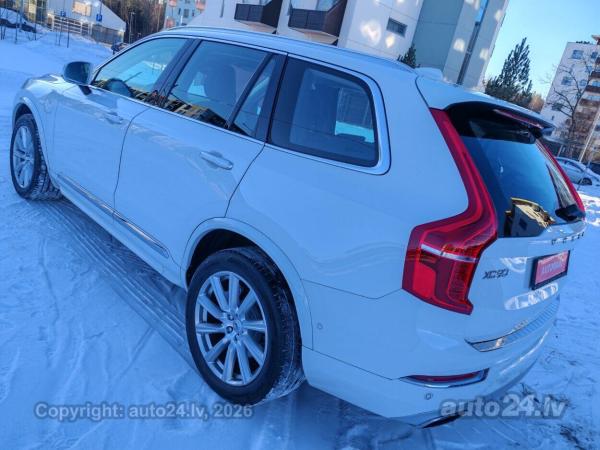 Balts Volvo XC90 2016 Tallina, ar dzinēja tilpumu 2.00 L un nobraukumu 200 tūkst. km par 22899 €, foto 6 vietnē AUTOMOTO.COM.LV