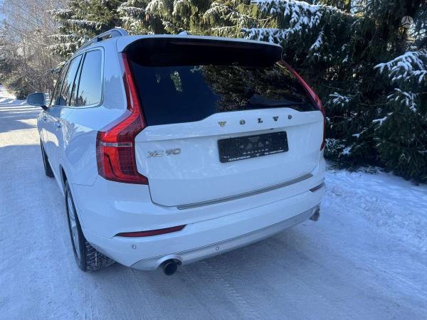White Volvo XC90 2016 in Alytus, with an engine capacity of 1.97 L and mileage of 189 thousand km for 17500 €, photo 9 on AUTOMOTO.COM.LV