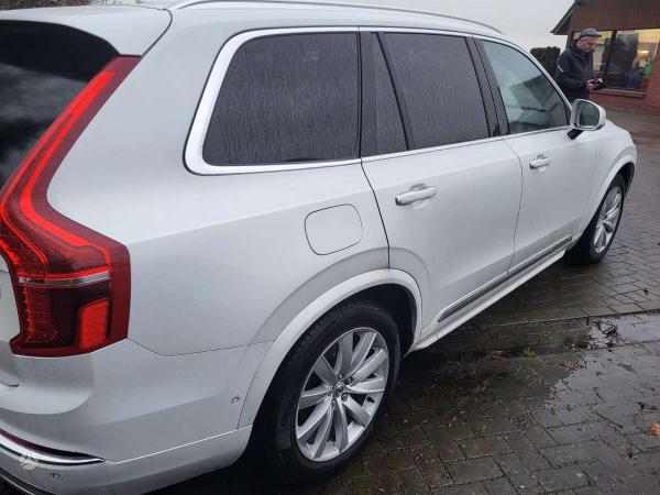 White Volvo XC90 2016 in Marijampole, with an engine capacity of 1.97 L and mileage of 112 thousand km for 22500 €, photo 3 on AUTOMOTO.COM.LV