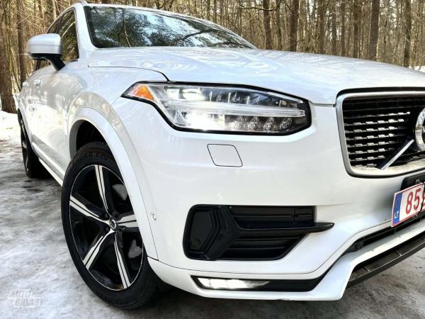 White Volvo XC90 2016 in Kaunas, with an engine capacity of 2.00 L and mileage of 269 thousand km for 18300 €, photo 7 on AUTOMOTO.COM.LV