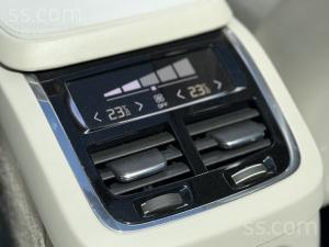 Белый Вольво ХС90 2016 в Рига, объемом двигателя 2.00 л и пробегом 233 тыс. км за 24400 €, фото 21 на AUTOMOTO.COM.LV