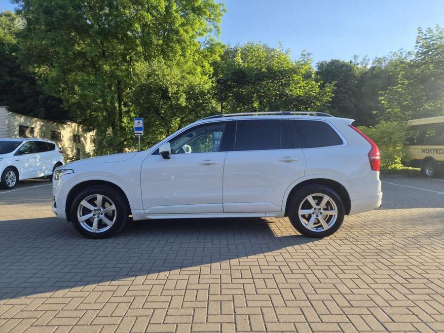 White Volvo XC90 2016 in Birstonas, with an engine capacity of 1.97 L and mileage of 185 thousand km for 17700 €, photo 5 on AUTOMOTO.COM.LV