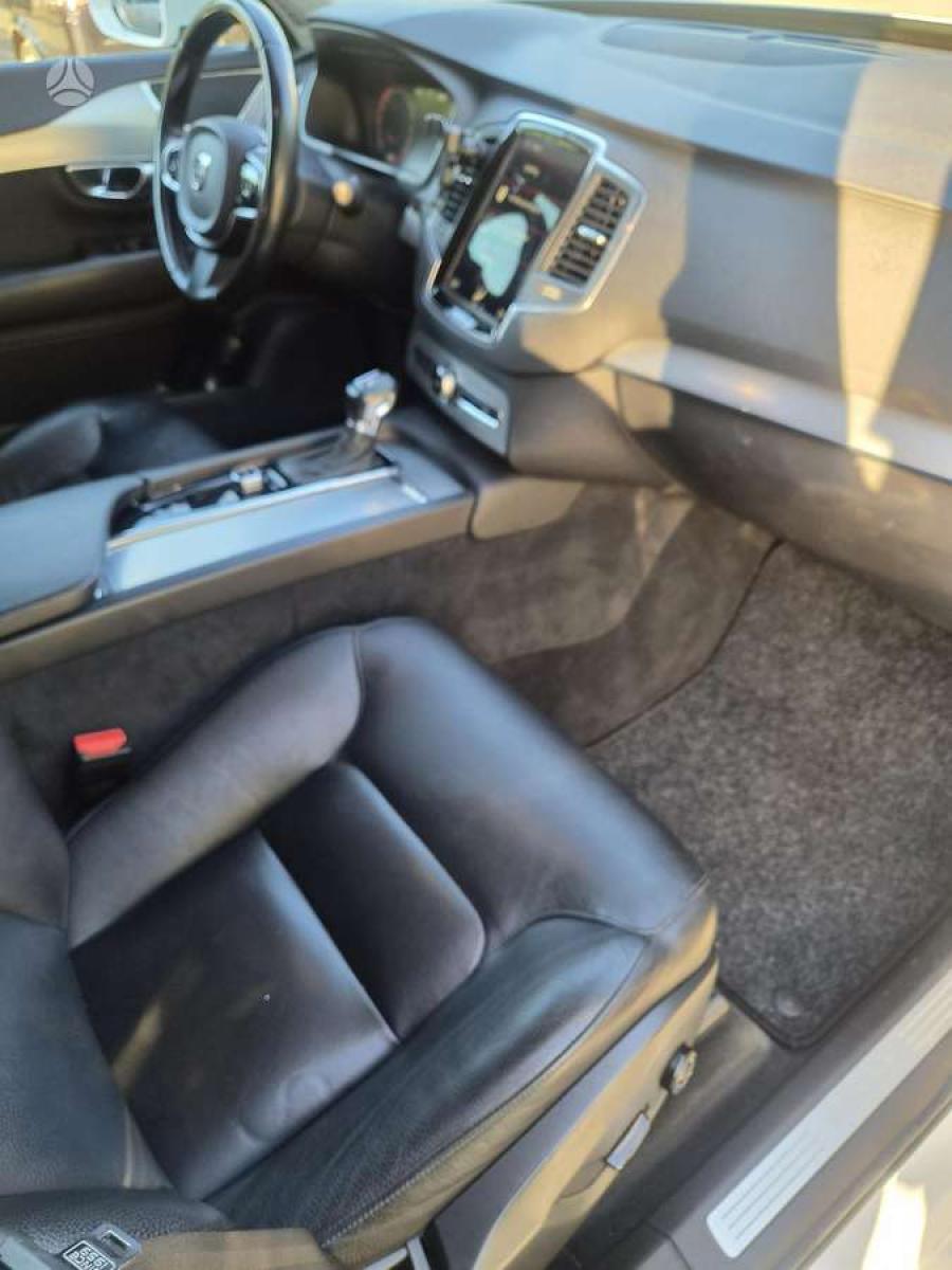 White Volvo XC90 2016 in Birstonas, with an engine capacity of 1.97 L and mileage of 185 thousand km for 17700 €, photo 14 on AUTOMOTO.COM.LV
