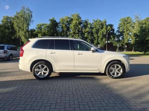 White Volvo XC90 2016 in Birstonas, with an engine capacity of 1.97 L and mileage of 185 thousand km for 17700 €, photo 19 on AUTOMOTO.COM.LV