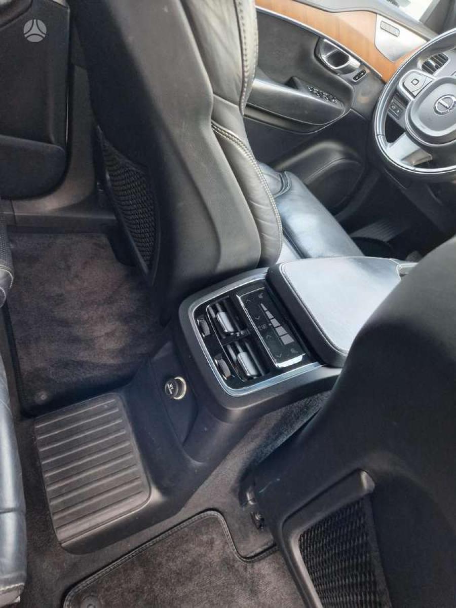 Balts Volvo XC90 2016 Klaipėda, ar dzinēja tilpumu 1.97 L un nobraukumu 250 tūkst. km par 19900 €, foto 22 vietnē AUTOMOTO.COM.LV