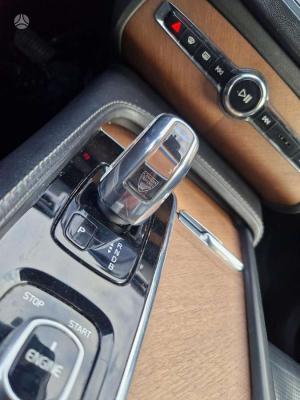 Balts Volvo XC90 2016 Klaipėda, ar dzinēja tilpumu 1.97 L un nobraukumu 250 tūkst. km par 19900 €, foto 26 vietnē AUTOMOTO.COM.LV