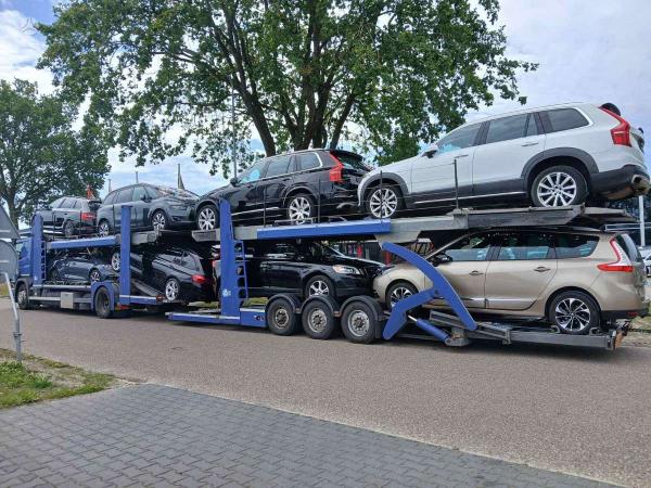 Balts Volvo XC90 2016 Viļņa, ar dzinēja tilpumu 1.97 L un nobraukumu 209 tūkst. km par 20500 €, foto 9 vietnē AUTOMOTO.COM.LV