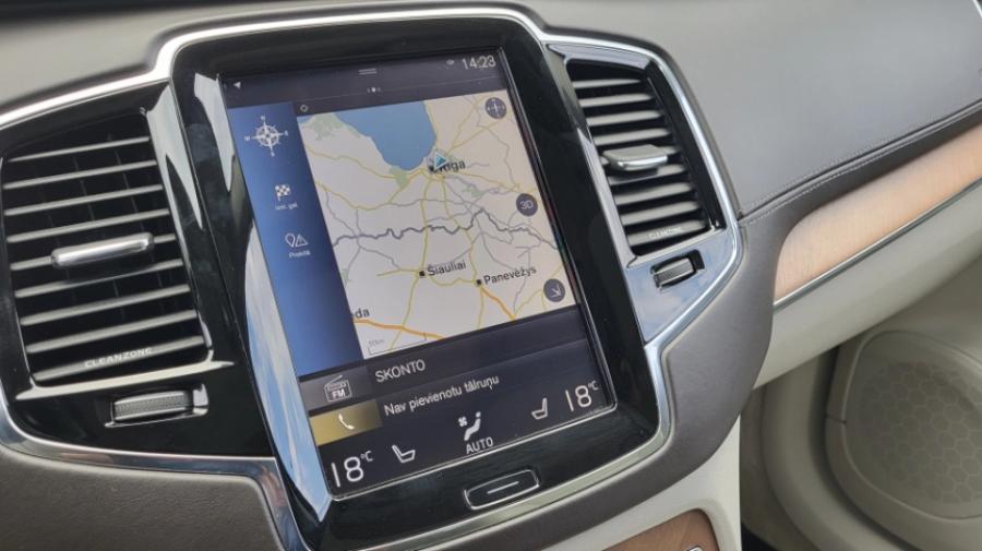 Balts Volvo XC90 2016 Rīga, ar dzinēja tilpumu 2.00 L un nobraukumu 233 tūkst. km par 25900 €, foto 6 vietnē AUTOMOTO.COM.LV