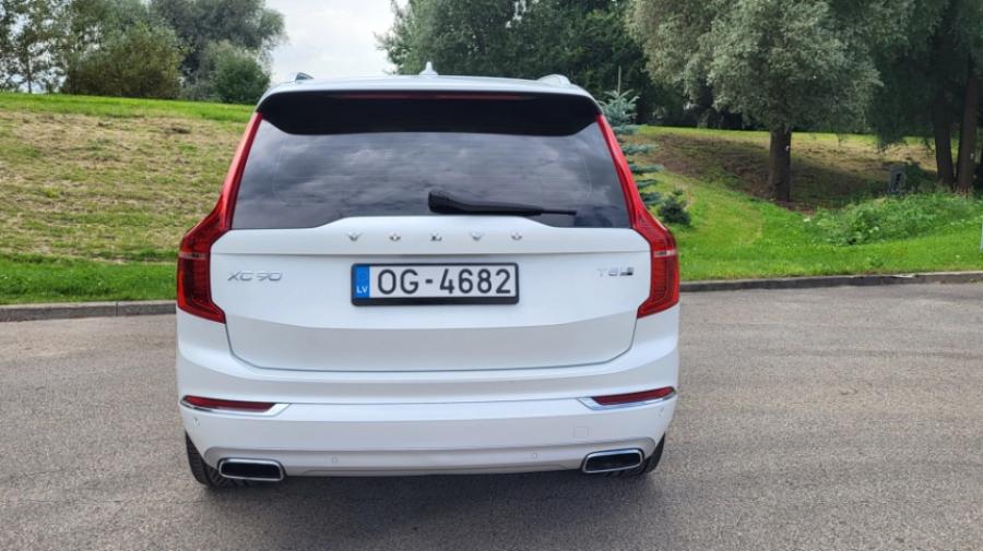 Balts Volvo XC90 2016 Rīga, ar dzinēja tilpumu 2.00 L un nobraukumu 233 tūkst. km par 25900 €, foto 25 vietnē AUTOMOTO.COM.LV