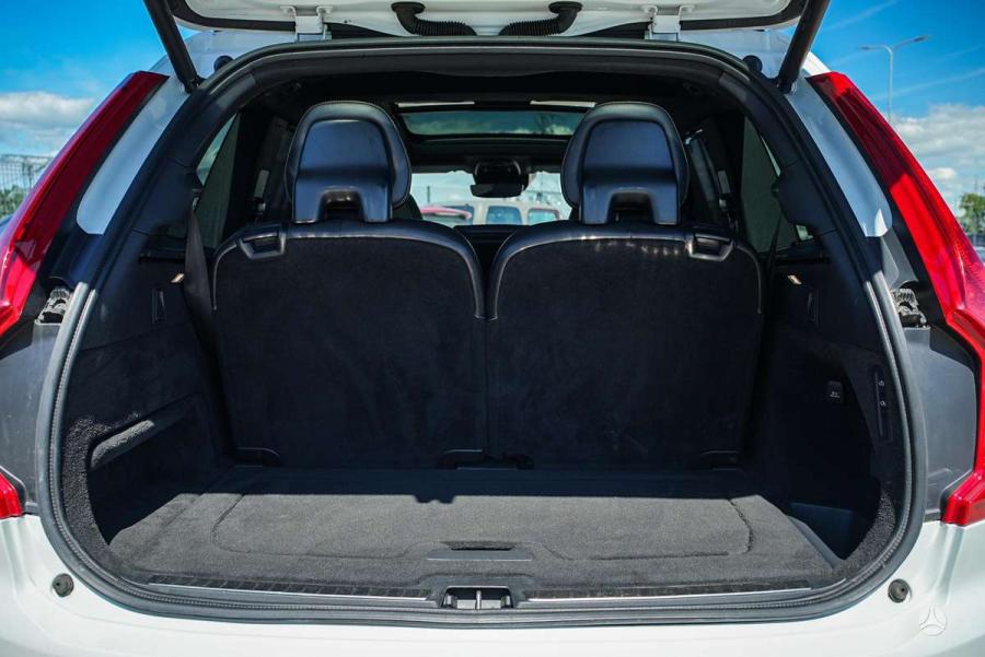 Balts Volvo XC90 2016 Marijampole, ar dzinēja tilpumu 1.97 L un nobraukumu 166 tūkst. km par 24350 €, foto 16 vietnē AUTOMOTO.COM.LV