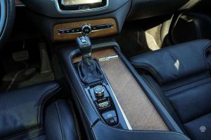 Balts Volvo XC90 2016 Marijampole, ar dzinēja tilpumu 1.97 L un nobraukumu 166 tūkst. km par 24350 €, foto 24 vietnē AUTOMOTO.COM.LV