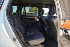 Balts Volvo XC90 2016 Marijampole, ar dzinēja tilpumu 1.97 L un nobraukumu 166 tūkst. km par 24350 €, foto 38 vietnē AUTOMOTO.COM.LV