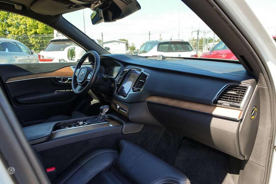 Balts Volvo XC90 2016 Marijampole, ar dzinēja tilpumu 1.97 L un nobraukumu 166 tūkst. km par 24350 €, foto 41 vietnē AUTOMOTO.COM.LV