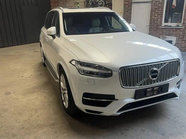 Balts Volvo XC90 2016 Rīga, ar dzinēja tilpumu 2.00 L un nobraukumu 230 tūkst. km par 24995 €, foto 1 vietnē AUTOMOTO.COM.LV