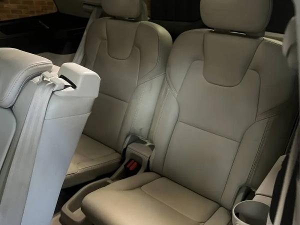 Balts Volvo XC90 2016 Rīga, ar dzinēja tilpumu 2.00 L un nobraukumu 230 tūkst. km par 24995 €, foto 7 vietnē AUTOMOTO.COM.LV