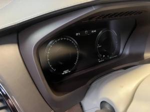 Balts Volvo XC90 2016 Rīga, ar dzinēja tilpumu 2.00 L un nobraukumu 230 tūkst. km par 24995 €, foto 9 vietnē AUTOMOTO.COM.LV