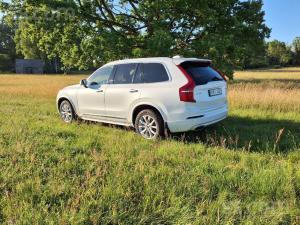 Balts Volvo XC90 2016 Rīga, ar dzinēja tilpumu 2.00 L un nobraukumu 363 tūkst. km par 14400 €, foto 4 vietnē AUTOMOTO.COM.LV