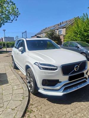 White Volvo XC90 2016 in Kaunas, with an engine capacity of 2.00 L and mileage of 249 thousand km for 23450 €, photo 8 on AUTOMOTO.COM.LV