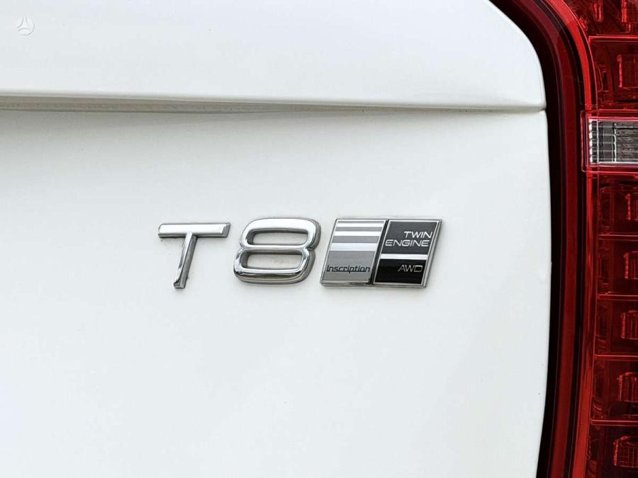 Balts Volvo XC90 2016 Tauragė, ar dzinēja tilpumu 1.97 L un nobraukumu 176 tūkst. km par 22900 €, foto 25 vietnē AUTOMOTO.COM.LV