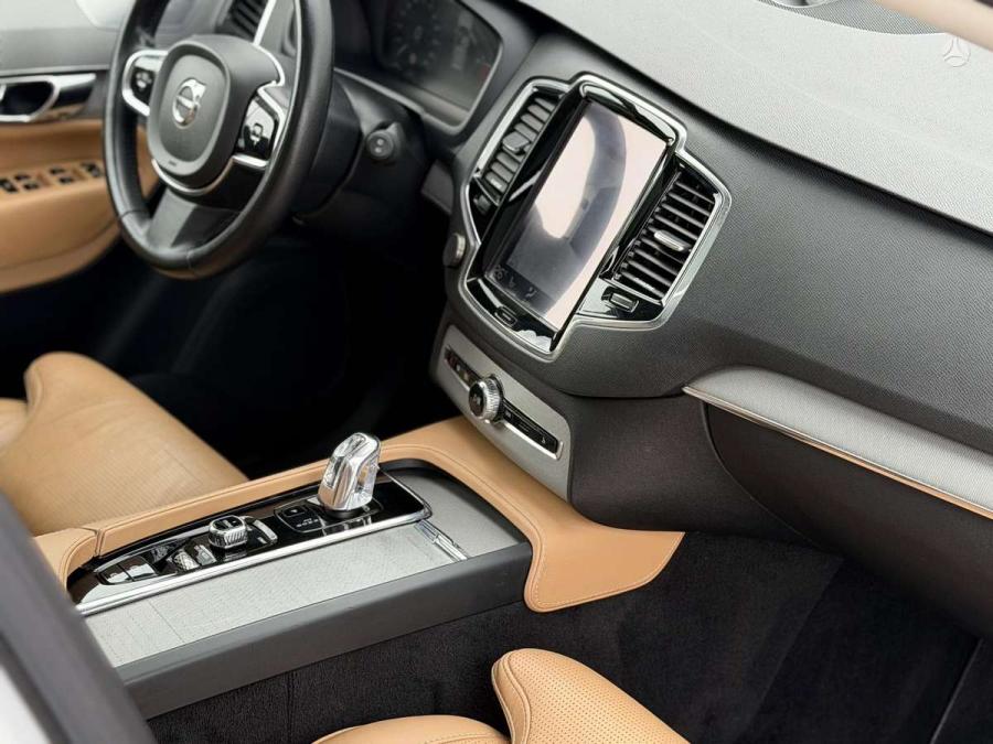 Balts Volvo XC90 2016 Tauragė, ar dzinēja tilpumu 1.97 L un nobraukumu 176 tūkst. km par 22900 €, foto 47 vietnē AUTOMOTO.COM.LV