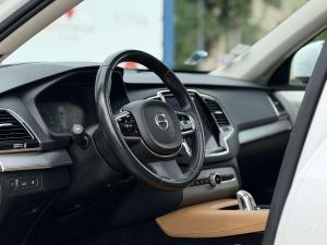 Balts Volvo XC90 2016 Tauragė, ar dzinēja tilpumu 1.97 L un nobraukumu 176 tūkst. km par 22900 €, foto 52 vietnē AUTOMOTO.COM.LV