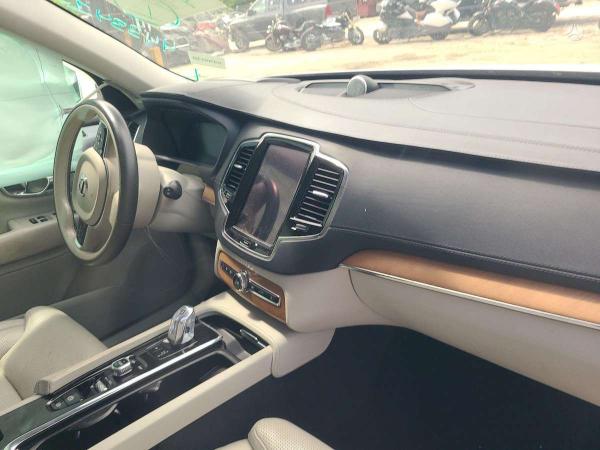 Balts Volvo XC90 2016 Kauņa, ar dzinēja tilpumu 2.00 L un nobraukumu 195 tūkst. km par 16500 €, foto 9 vietnē AUTOMOTO.COM.LV