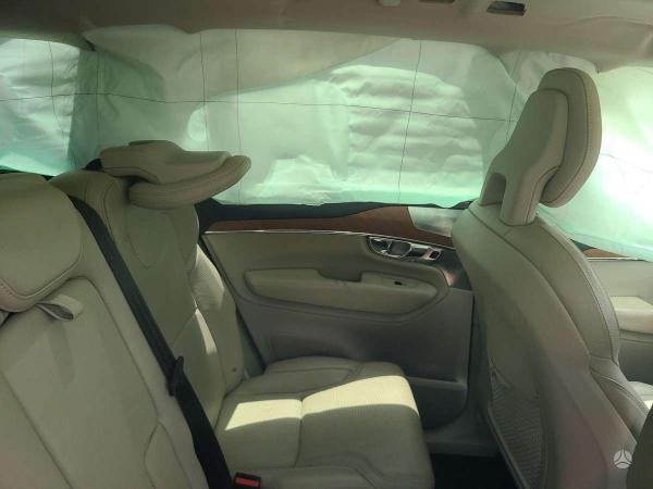 Balts Volvo XC90 2016 Kauņa, ar dzinēja tilpumu 2.00 L un nobraukumu 195 tūkst. km par 16500 €, foto 10 vietnē AUTOMOTO.COM.LV
